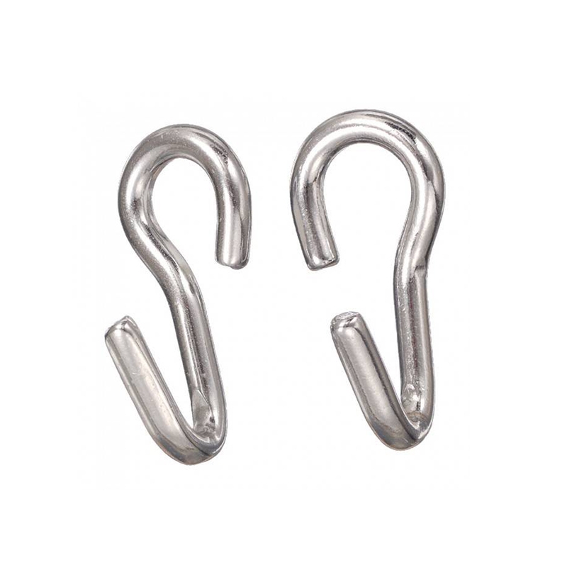 Intrepid International Stubby Curb Hooks | The Cheshire Horse